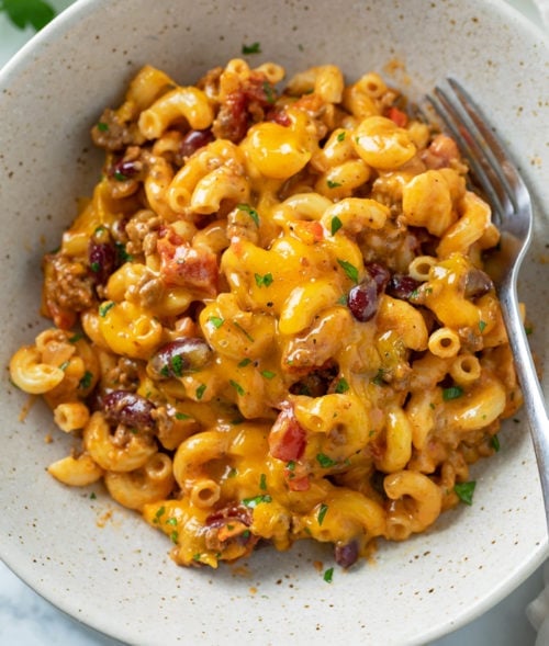 Chili Mac - The Cozy Cook